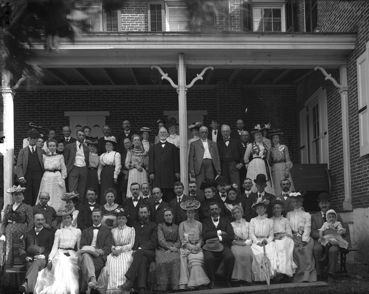 Shortlidge reunion, No. 2 group · Media Historic Archives