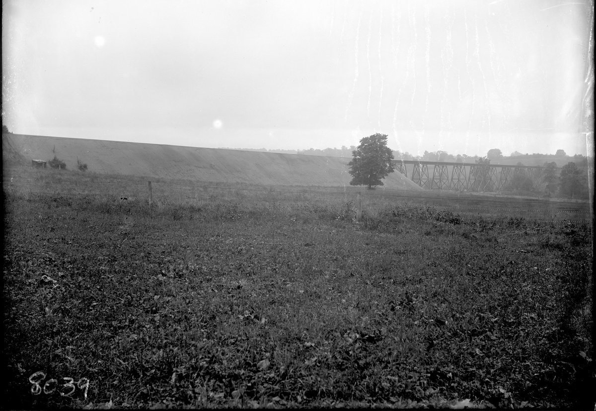 Elkview railroad bridge, long distance · Media Historic Archives